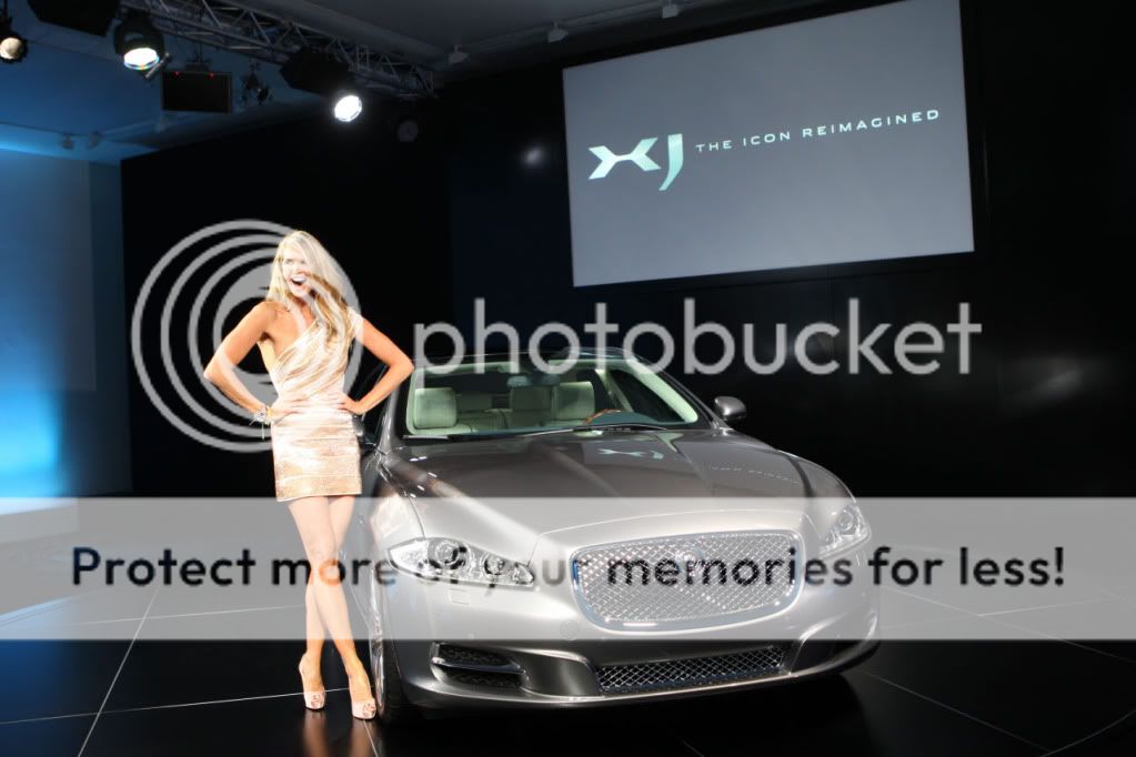 Style - ~ Elle MacPherson style thread ~ | Page 22 | PurseForum